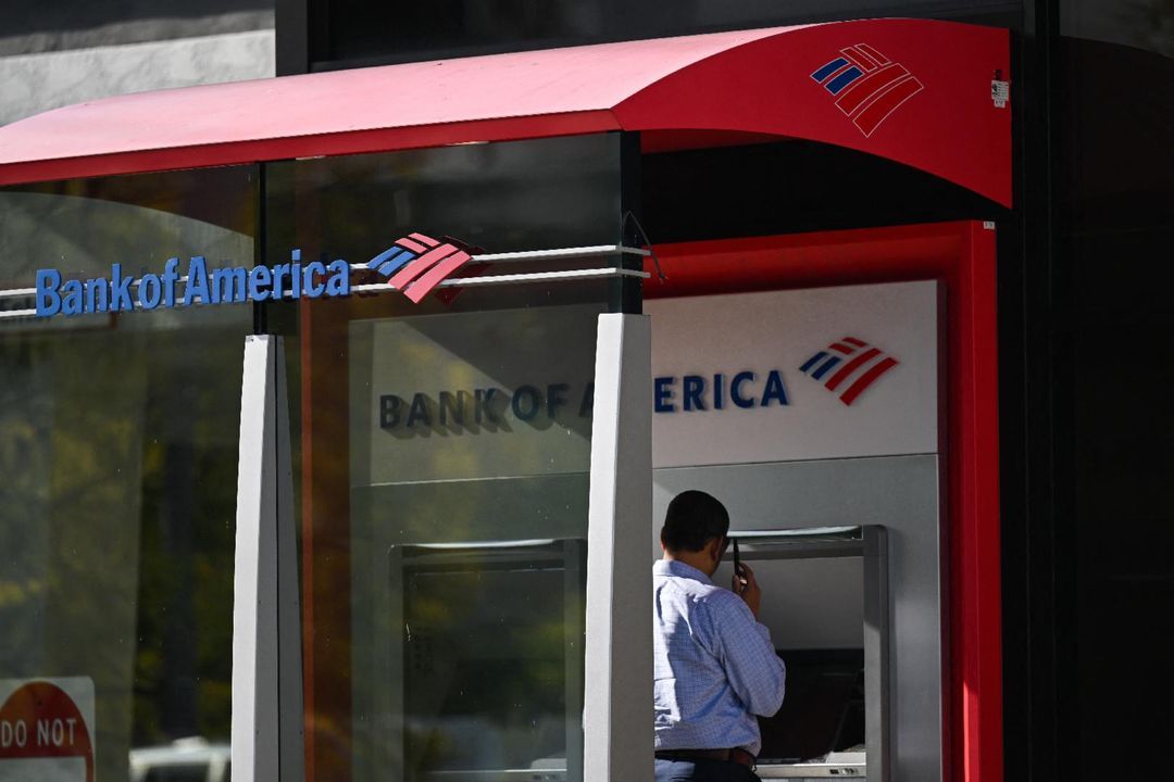 Bei der Bank of America kann man mehr als 200 US-Dollar pro Tag an ...